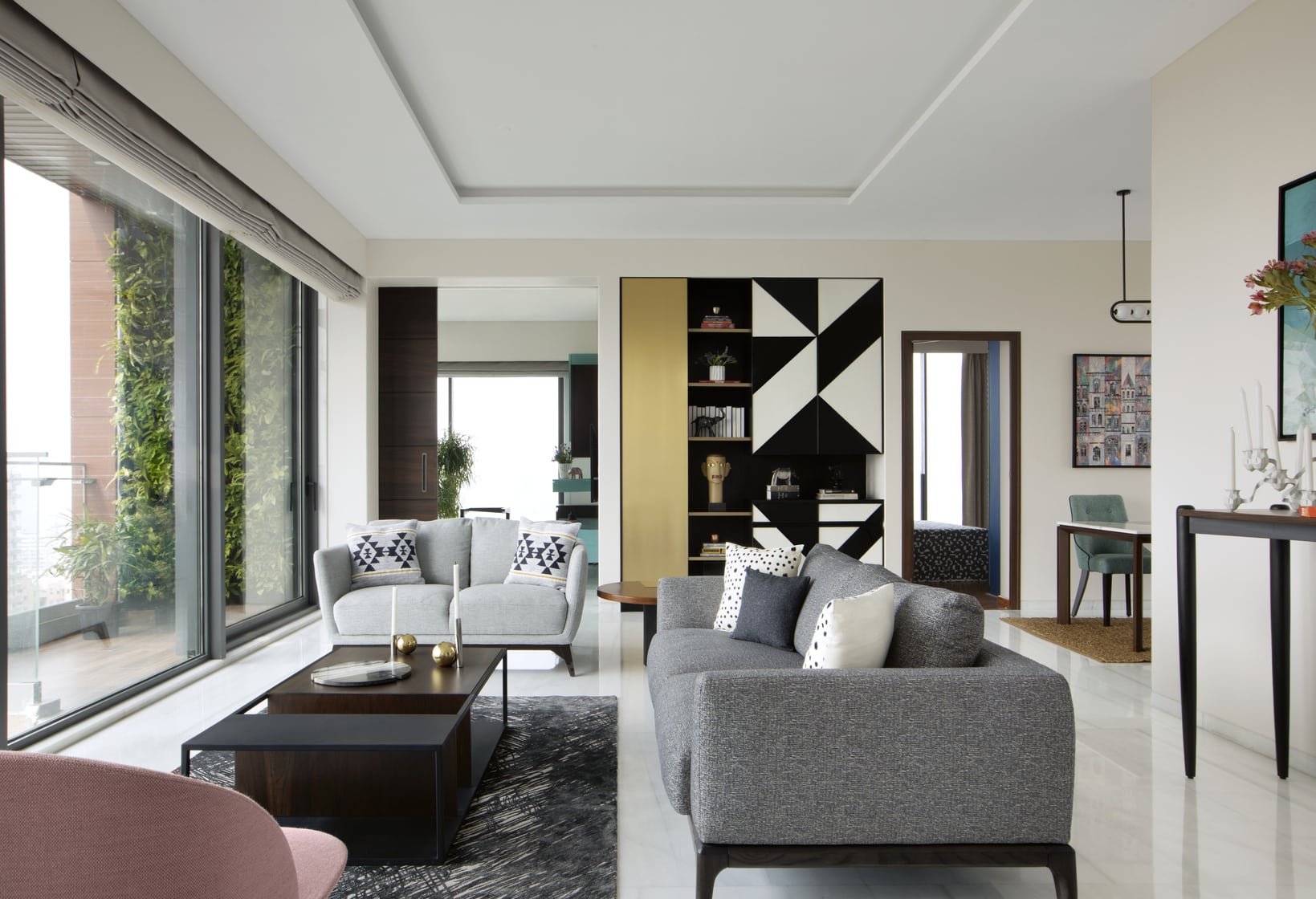 'A Chic, Contemporary Home Aptly Termed - Eye in the Sky' - Smart Home ...