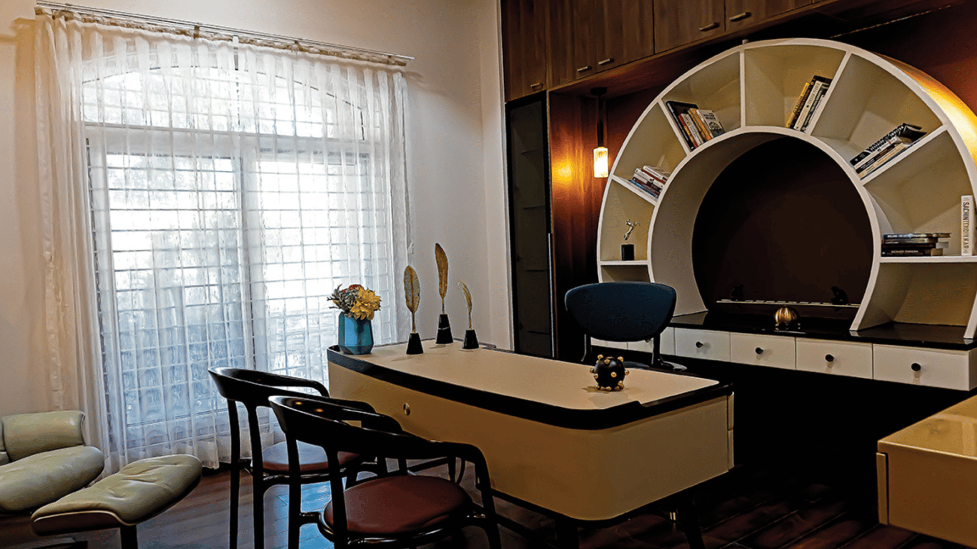 A Perfect Fusion of Decor Styles and Smart Home Automation Systems ...