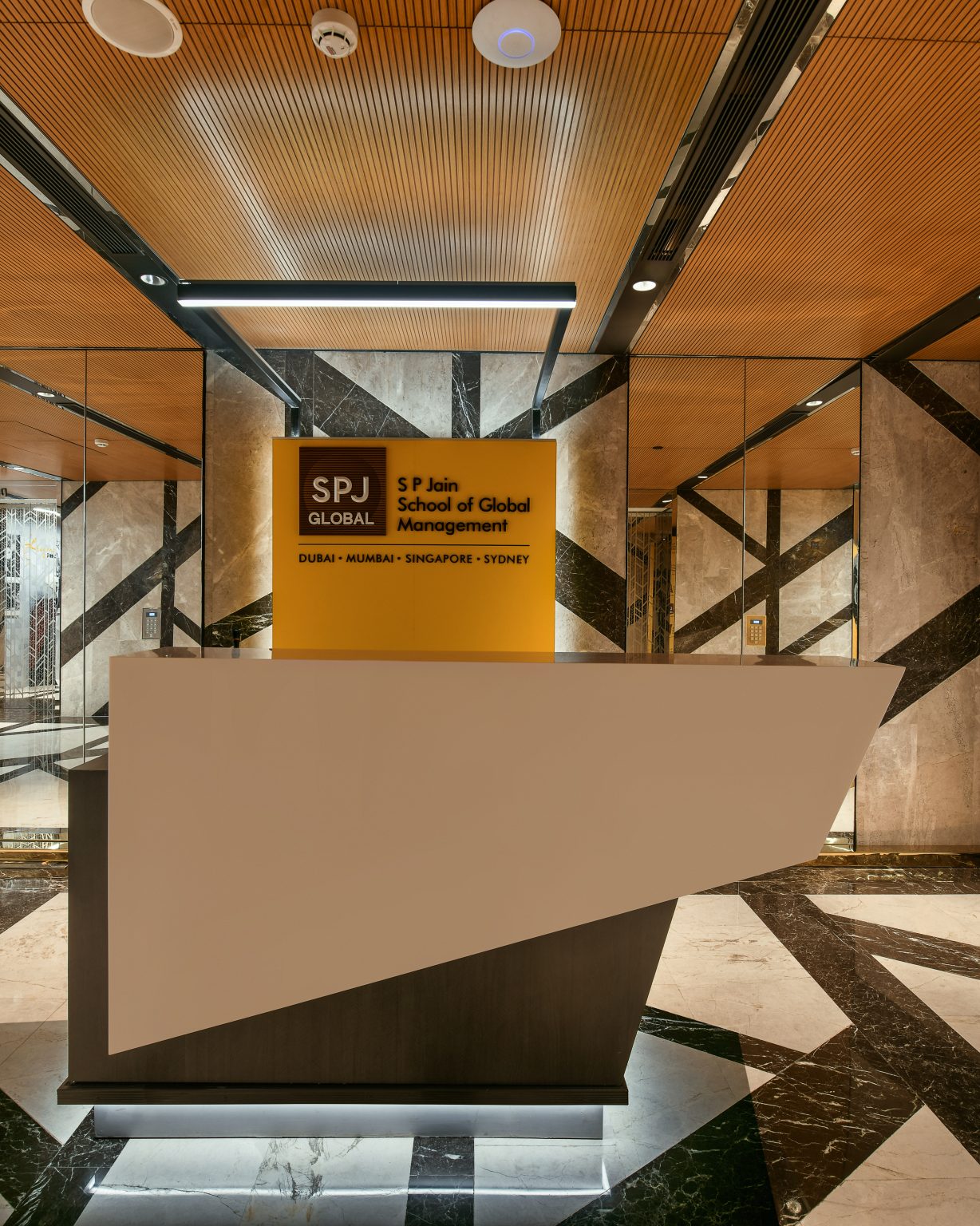 Tech Savvy Learning Experience - Smart Home World Magazine