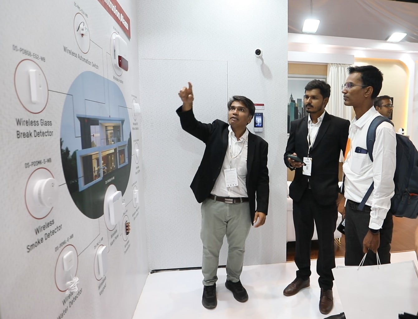 Hikvision India Unveils Cutting-edge Smart Home Cameras and Wireless ...