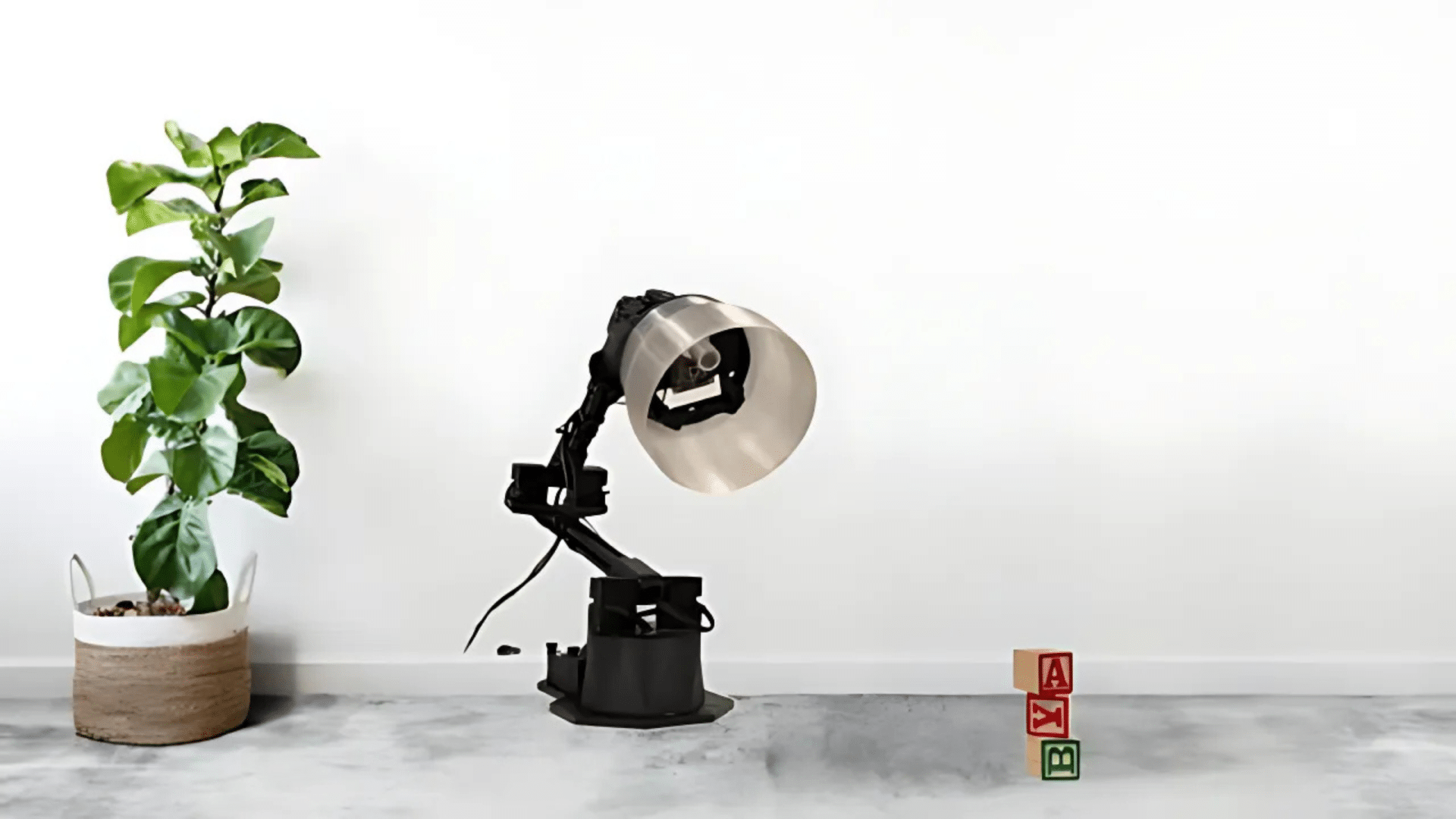 Apple Unveils AI-Powered Lamp with Human-Like Interactions and Personality - Smart Home World ...